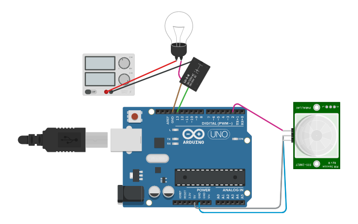 Circuit design PIR con foco | Tinkercad